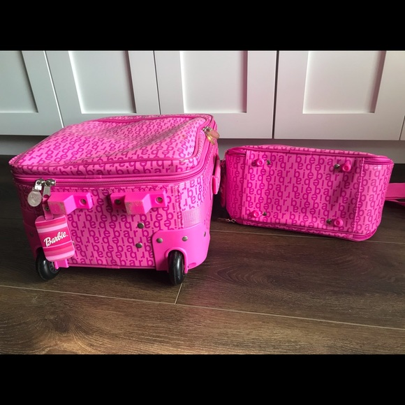 Barbie | Bags | Barbie 2pc Pink Luggage Set Small Rolling Luggage ...